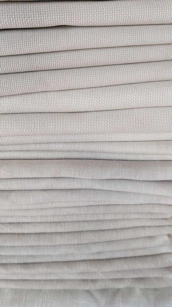 Tabbycat Hand-dyed Linen - Through the Looking Glass - Tabby Cat